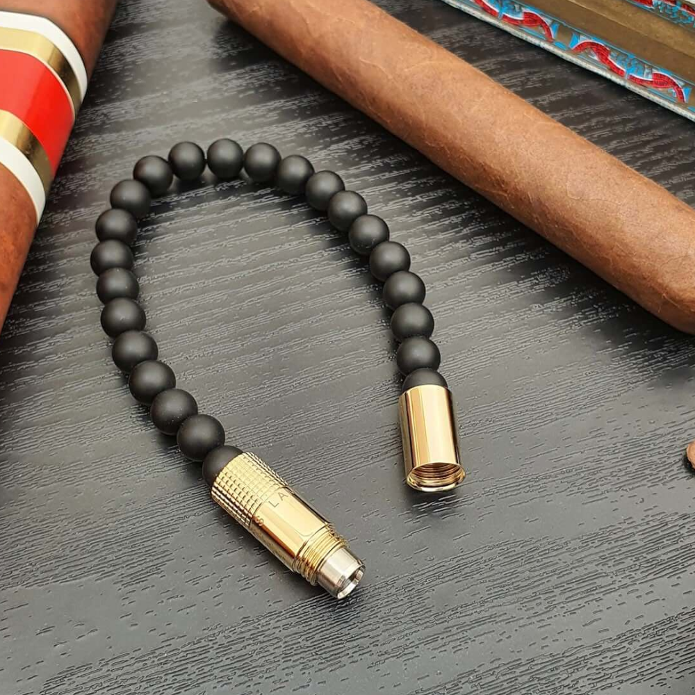 Les Fines Lames - The Cigar Punch Bracelet - 18K Gold Matte Black Onyx