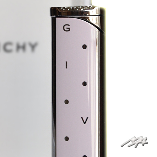 Givenchy Polka Dots Pink Lacquer Ladies Lighter