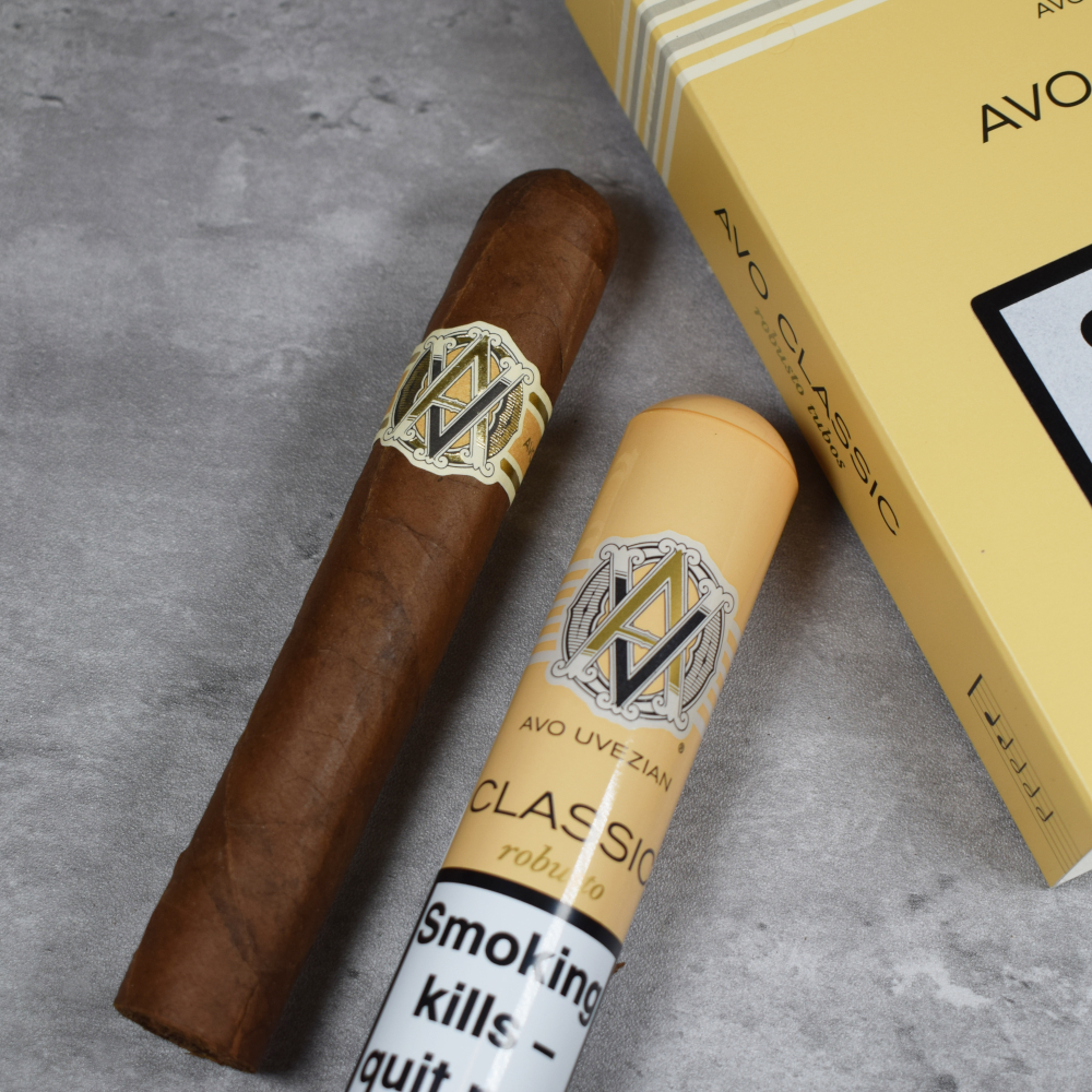 AVO Classic Robusto Tubos Cigar - Pack of 4