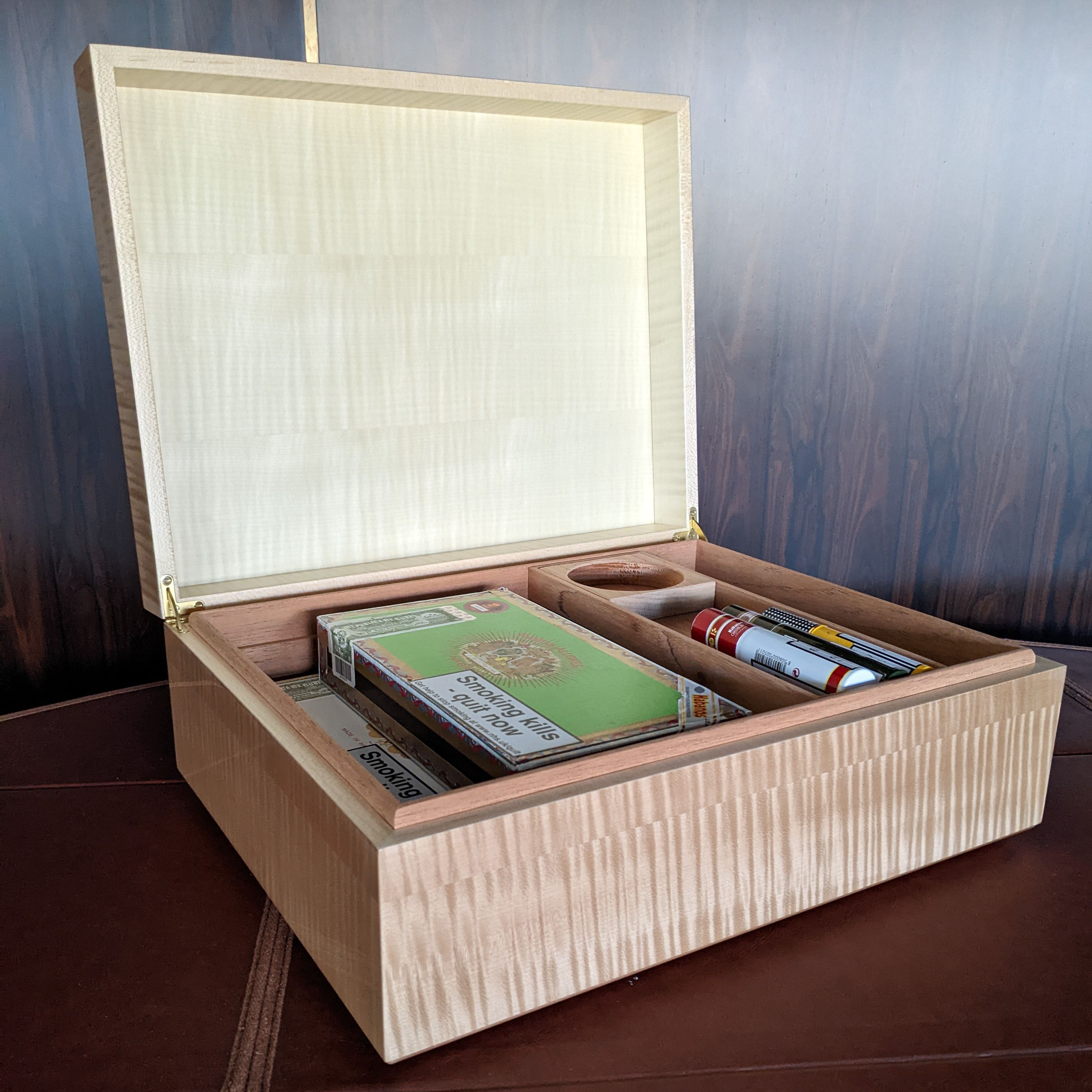 Northmoor Rippled Sycamore & Maple Humidor - 150 Capacity