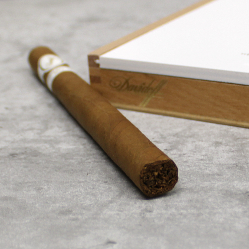 Davidoff Signature No. 1 Limited Edition 2023 Cigar - 1 Single