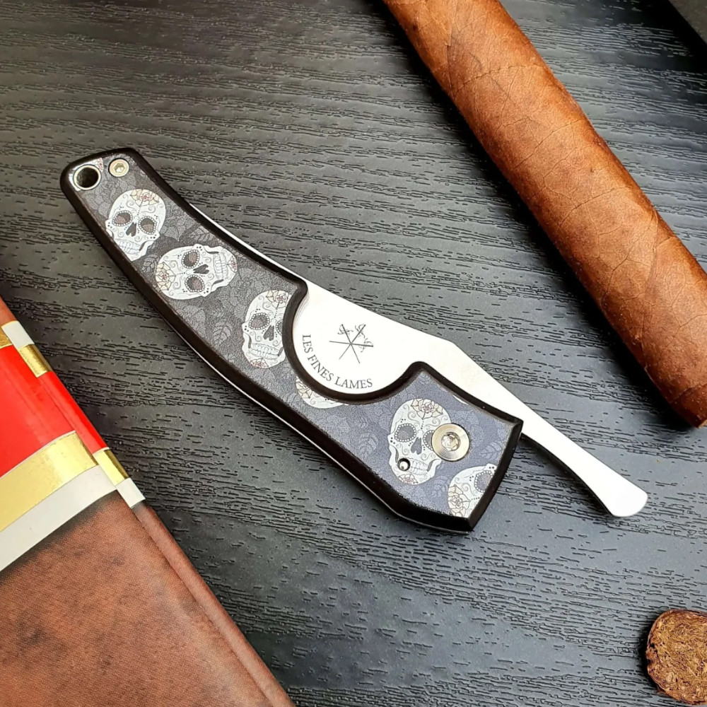 Les Fines Lames Le Petit - The Cigar Pocket Knife - Art Series - Calavera