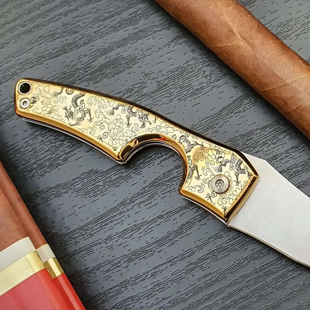 Les Fines Lames Le Petit - The Cigar Pocket Knife - 18K Gold Dragon