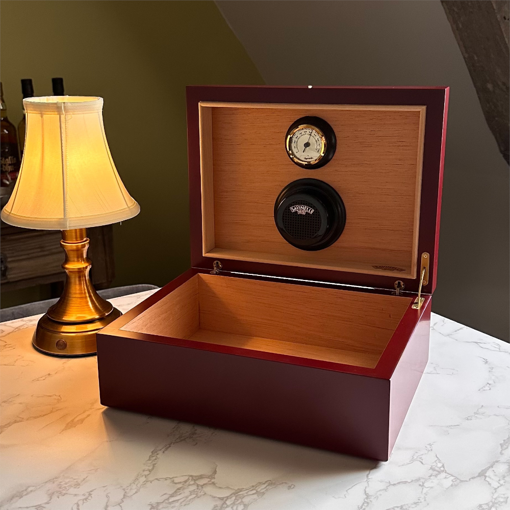 Savinelli Burgundy Laquered Humidor - 30 Cigar Capacity