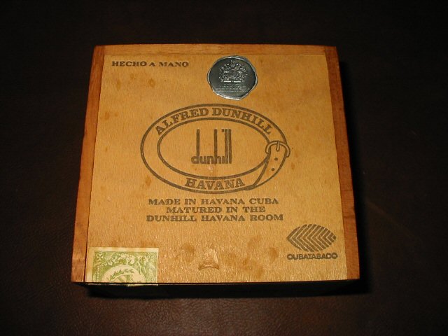 Dunhill Cabinetta - cabinet 25 (1988) in the Cigar Museum