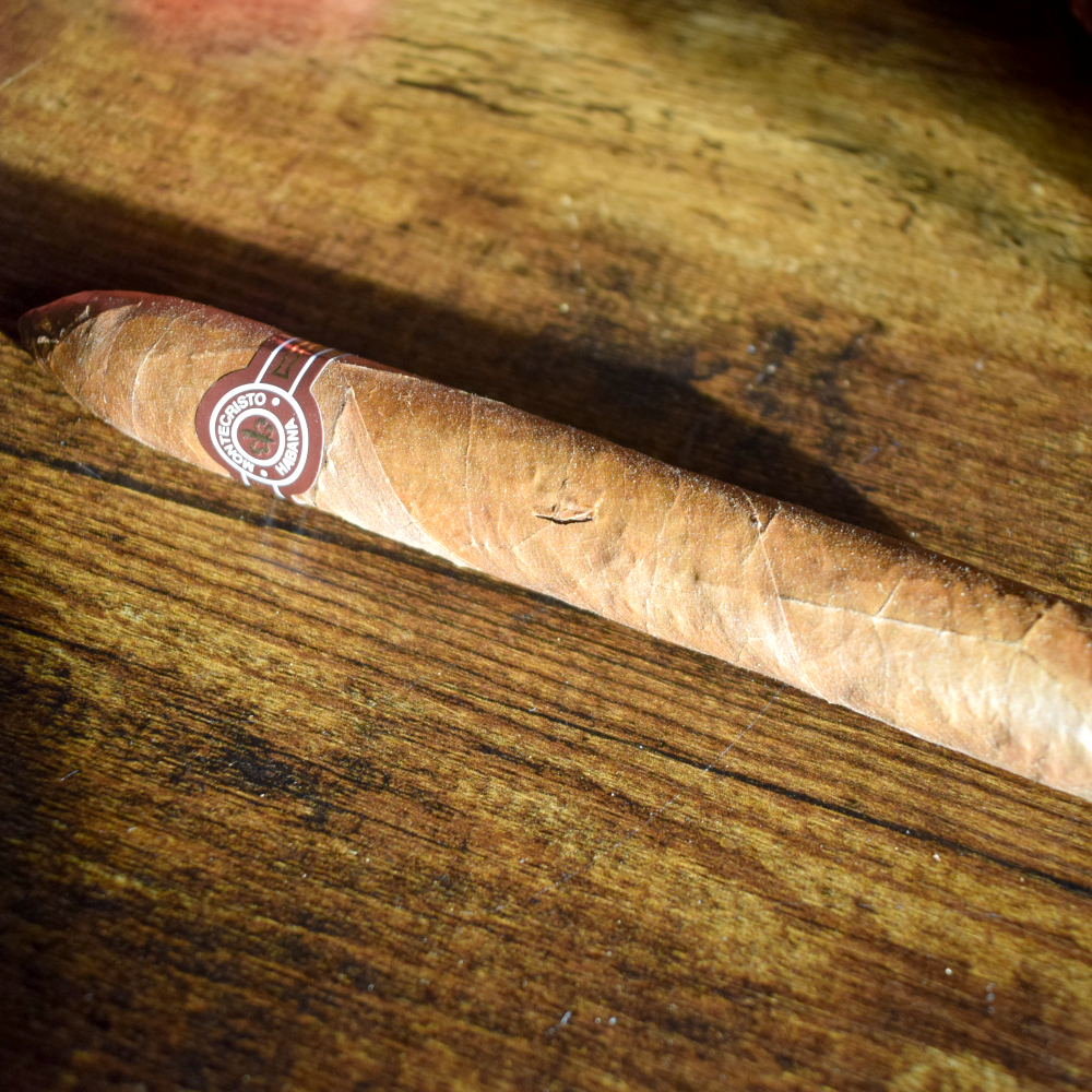 How to Repair a Cigar - The Cigar Library