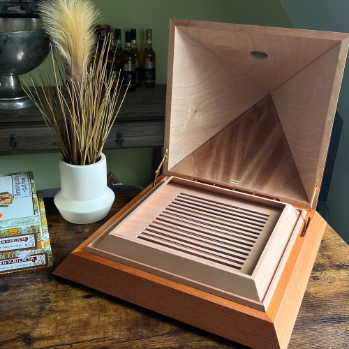 Adorini Pyramid Deluxe Cigar Humidor - 100 Cigar Capacity