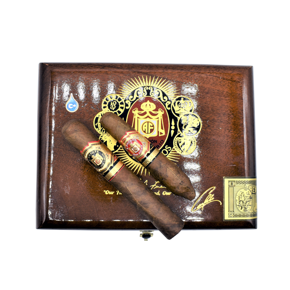 Arturo Fuente Selection Sampler - 2 Cigars